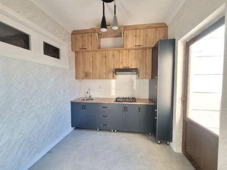 Продается 2 ком. Квартира площадью 64 кв.м. Ор. 4 род.дом