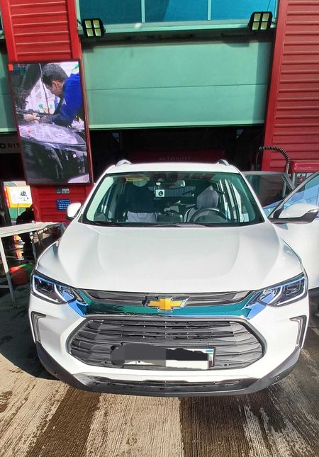 Продам авто Tracker 2 Premier Plus