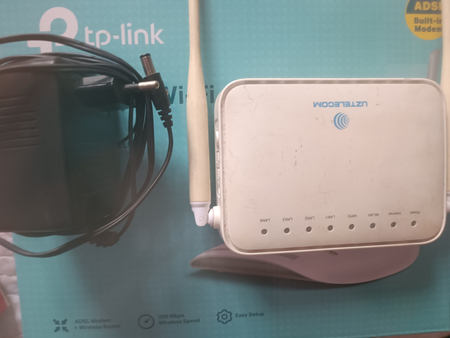 Wifi modem sotiladi Huawei wlan porti bor iwlawi ideal yengide turibdi