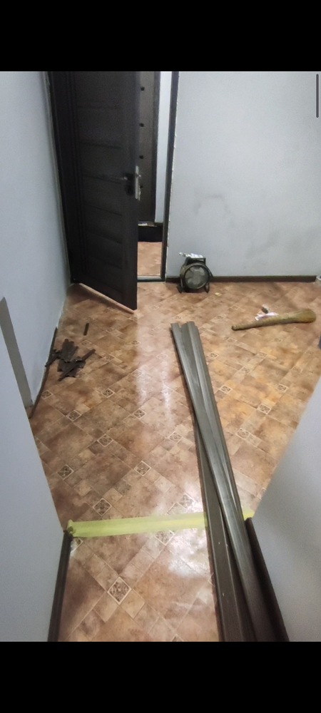 1 xonali dom sotiladi
