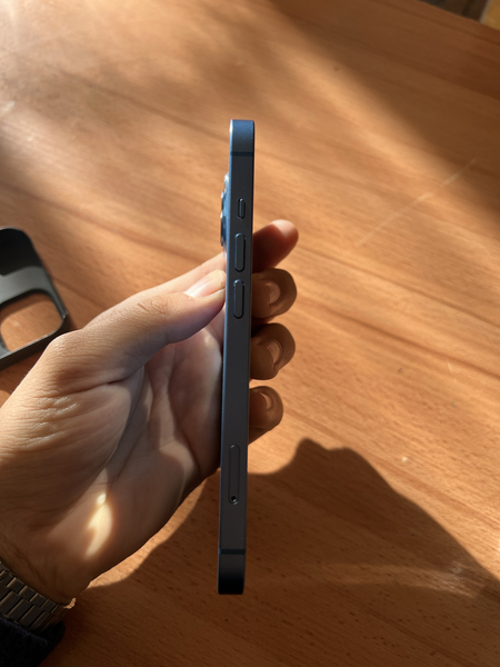 Iphone 13  128 blue