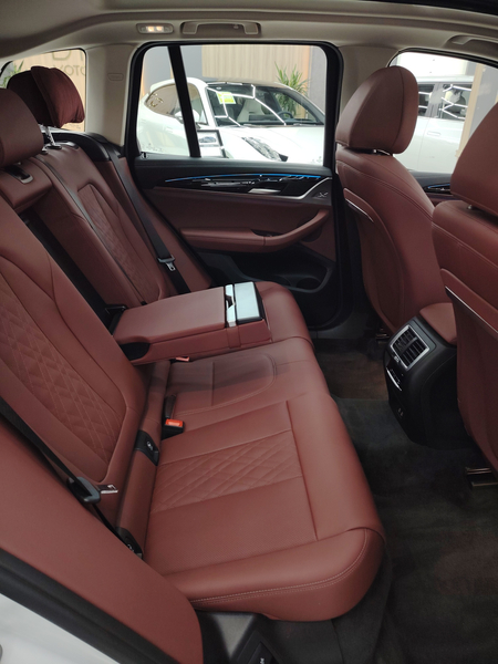Bmw ix3 White Inspiring