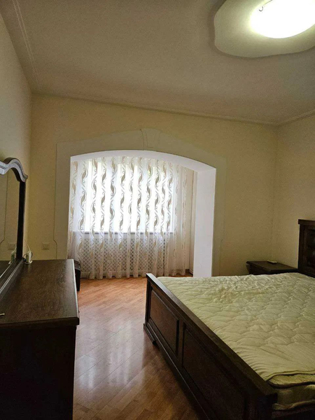 Срочно аренда квартиры 90 кВ, 3/3/4 на Дархане, Тамара Хонум.
