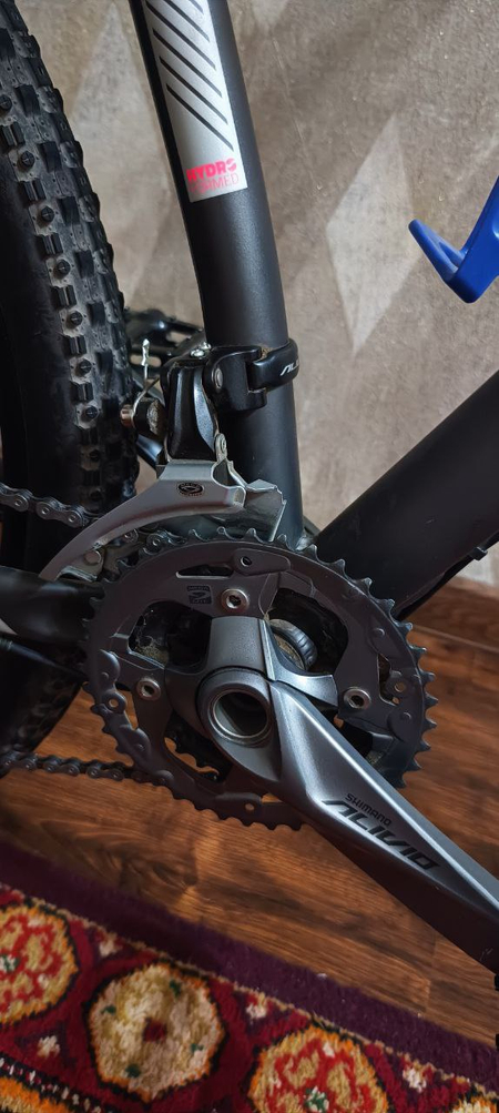 Продаётся велосипед Tourrein XC 200
Рама - алюминиевая
Колёса - 27,5
Р