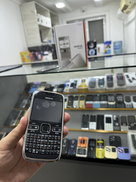 Nokia E72 Оригинал