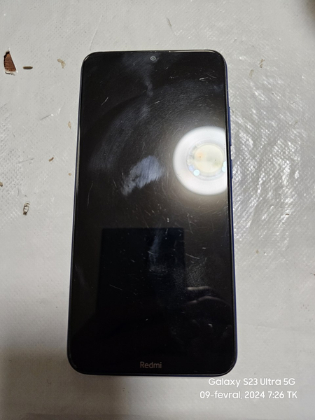Redmi 8 edeali usta kurmagan 8/64 global