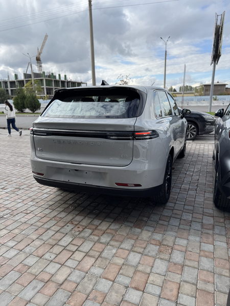 Leapmotor c10 elektramobil Sotuvda Tayyor Servis Garantiya bor