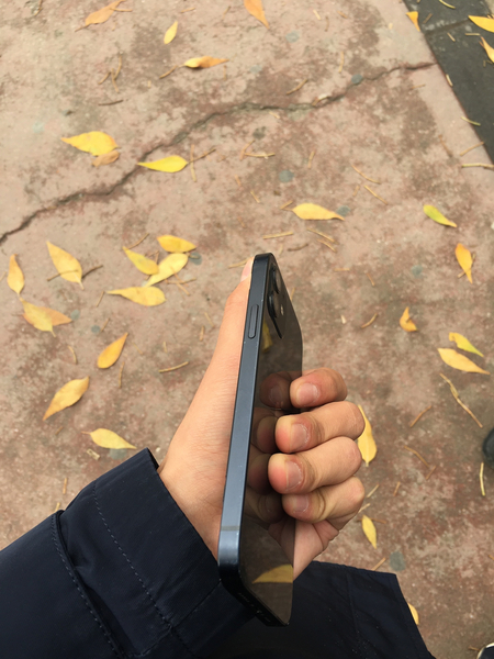 Iphone 12 korobka dok