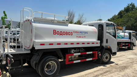 HOWO водовоз 5 куб