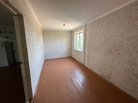 Продаётся 2х комнатная квартира 
Район: Радуга 
Этаж: 3
Цена: 27 000$