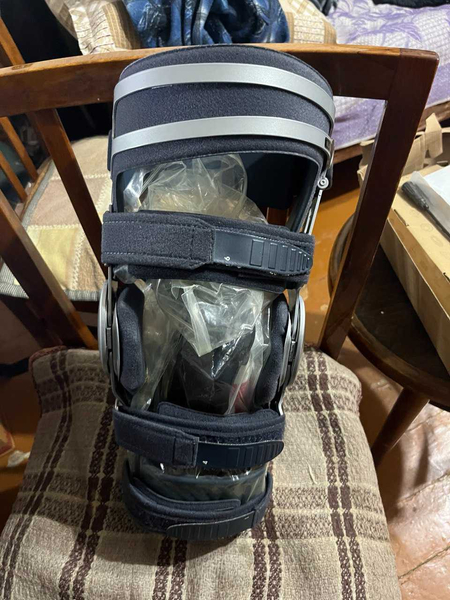 Продам Фиксатор (Бандаж) Жесткий каркасный ортез