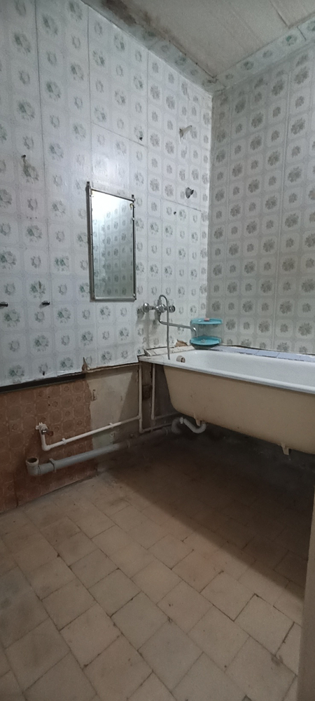 Продаётся квартира, Сергели-8,  2/8/9 без ремонта., балкон 2,15×3.35