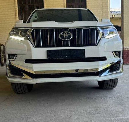 Toyota Land Cruiser Prado 150 год 2023