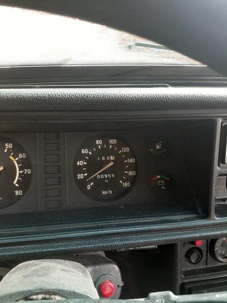 2107 Vaz2007 yil ideal bir qol Damazga barter bor bor