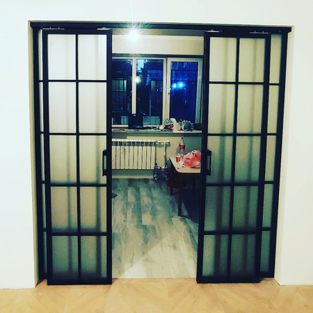Раздвижные двери купе на заказ
