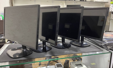 Avtech 22 Led Monitor ekranda azgina dogi bor