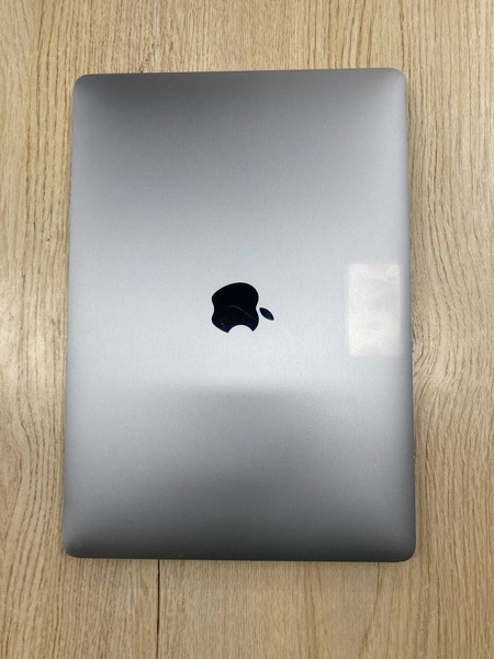 продается MacBook Pro