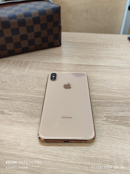 iPhone  XS  MAX ideal