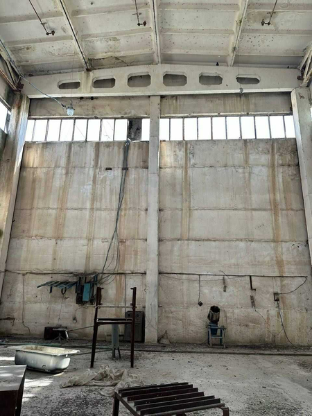 Продаётся 4 000 м². производственная база.