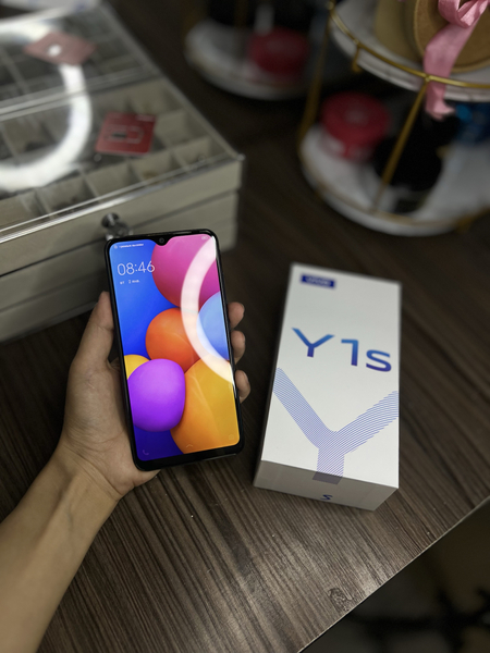 Vivo 2015 Y1S Olive Black