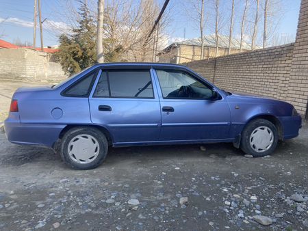 Nexia 2 sotiladi pul zarur shuning uchun 5500$ chirigan joyi yuq!