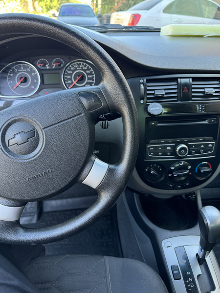 Chevrolet jentra 3 позиция вариантга выкупка берилади. Тошкентга фақат