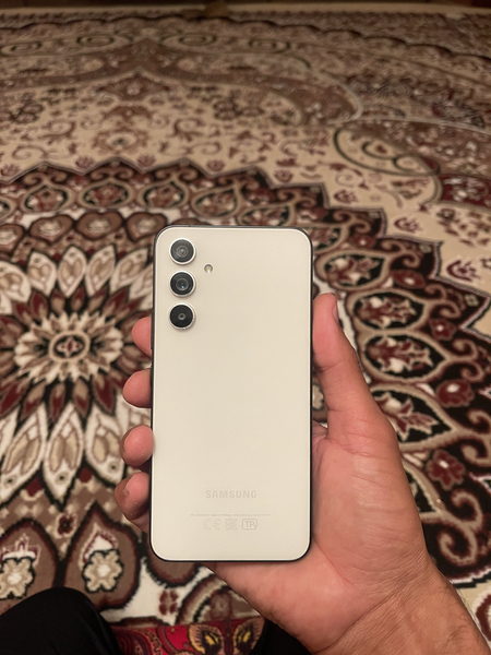 Samsung A54 128 ideal