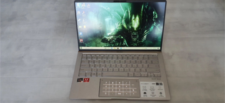 Asus zenbook 7530