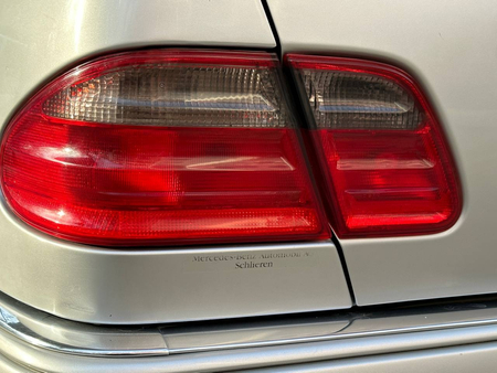 Mercedes Benz W210 E230