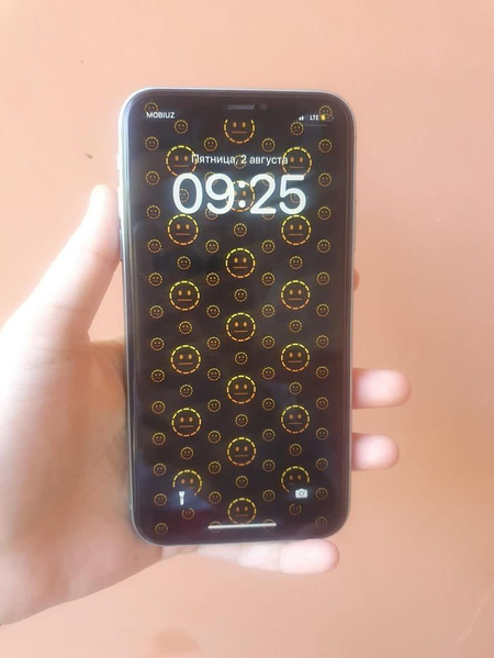 iPhone 11 128gb ideal