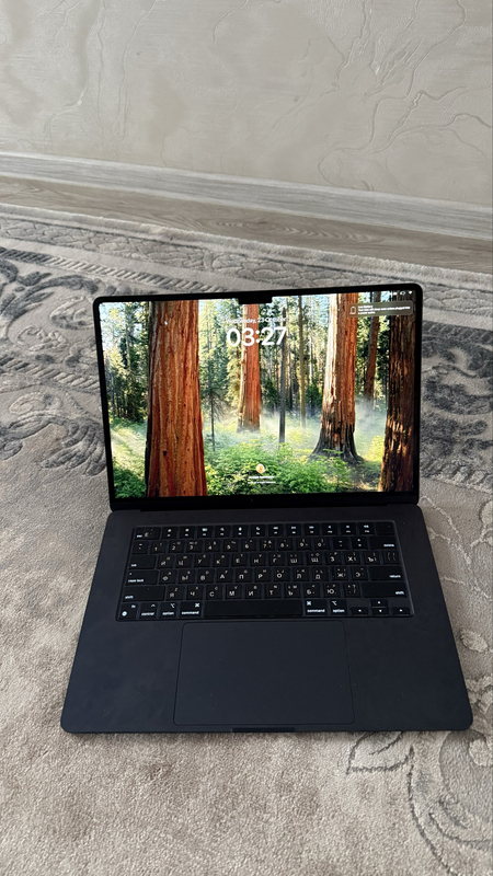 Macbook m2 15 Apple
