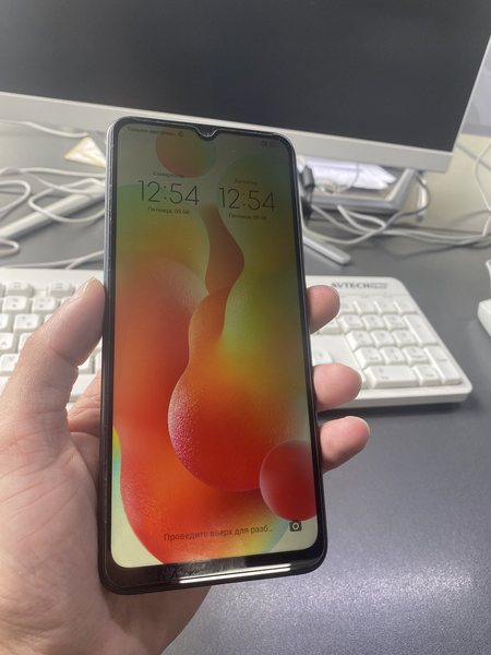 Продам Xiaomi Redmi 12C, 4/64Gb, 2023.