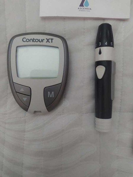 Продам глюкометры Contour XT и Accu-Chek Performa (без тест-полосок)