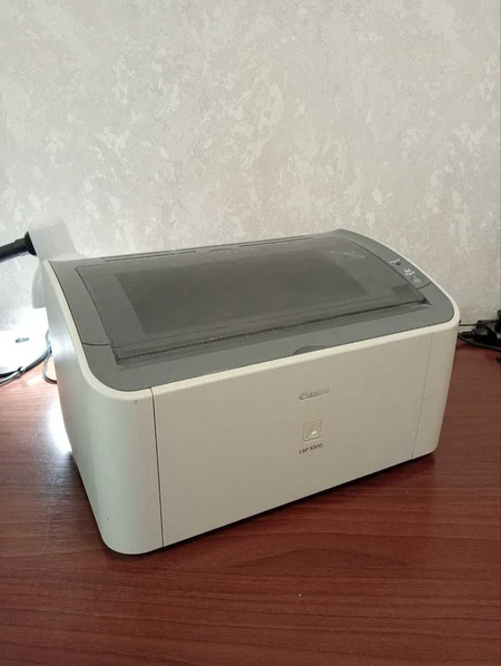 Canon LBP2900 printer sotiladi.