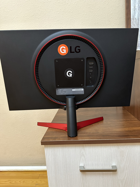 Игровой монитор LG 144hz