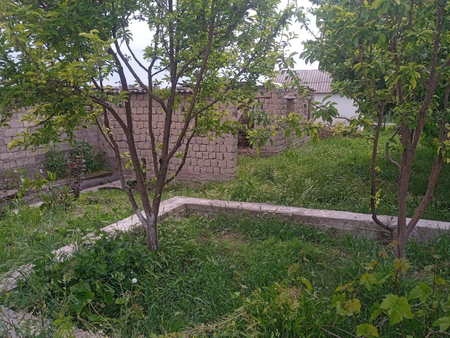 Уй сотилади достлик 1да тинч махала