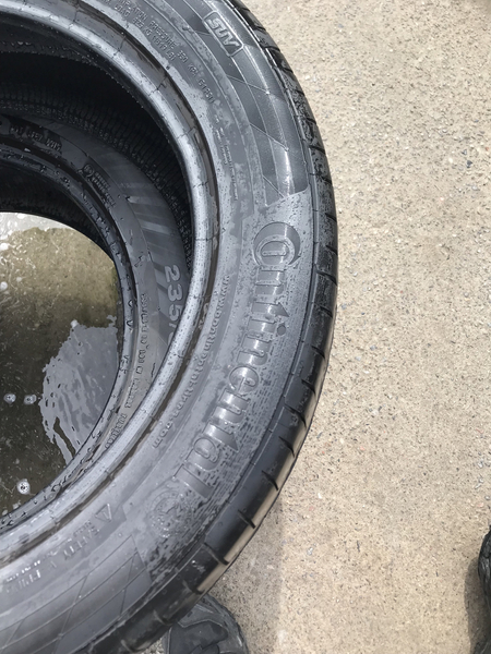 Continental 235/55/19