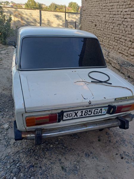srojchna VAZ 2106 SOTILADI Injektor mator  kamp Yanvar 7.2 quyilgan