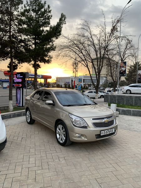 Продается автомиболь кобальт