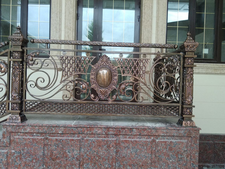 Покраска ворот решётки перила ограды