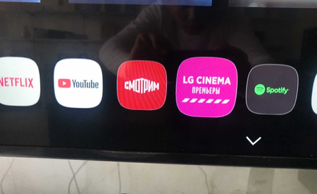 Продаю телевизор на платформе WebOs с аэро-мышкой и голосовым управлен