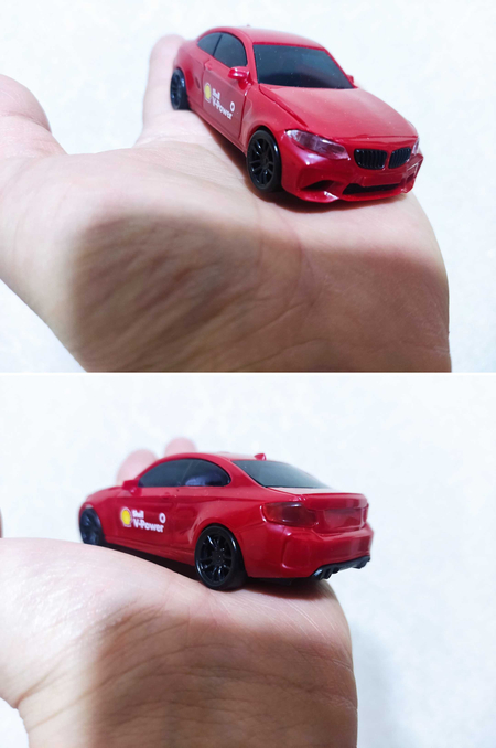 Машинка BMW на солевой батарейке из коллекции Shell, из пластмассы.