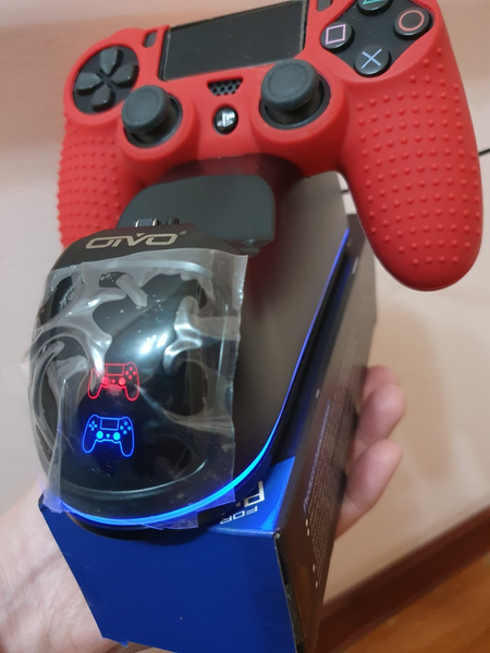 PS4 Uchun xar-xil dok stansiyalar