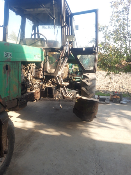 MTZ 80 x yili 2013 naxado