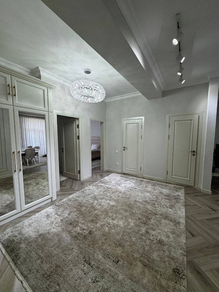Срочно продается 4х ком. квартира, ЖК ГРИНВИЧ, ор:Мираб-й р-н, 100м2
