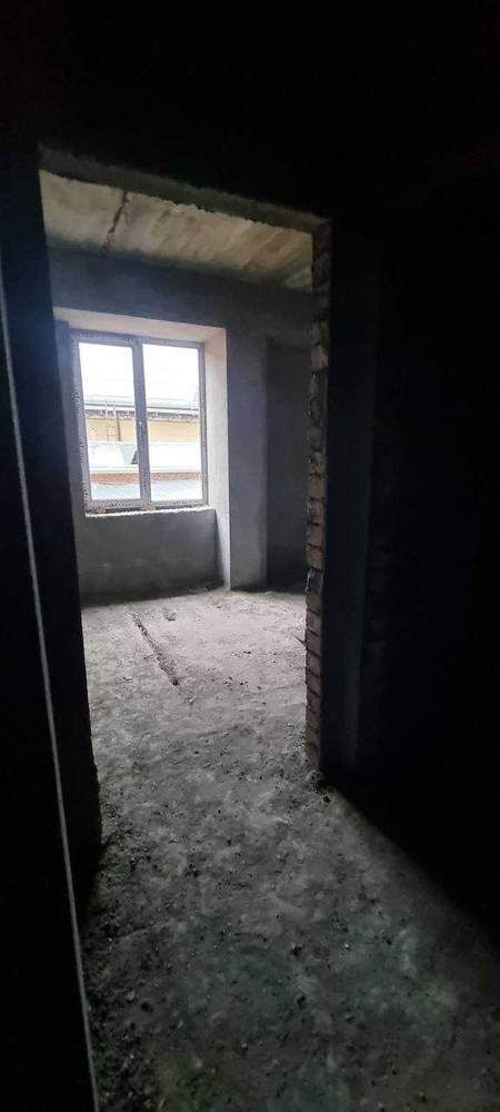 V4664  3/3/3 Изза Ор.р: Суд 74м2 коробка