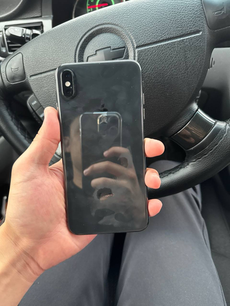 Iphone xs max 256