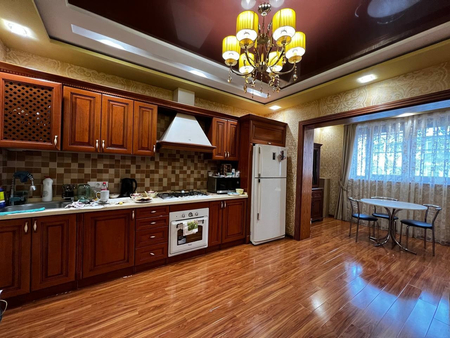 Продается 4х ком. квартира, ор-р: Госпитальный, 152м2