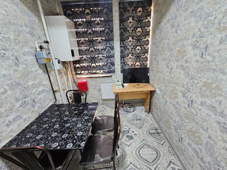 1 xonali 42m² 3-qavat uy sotiladi