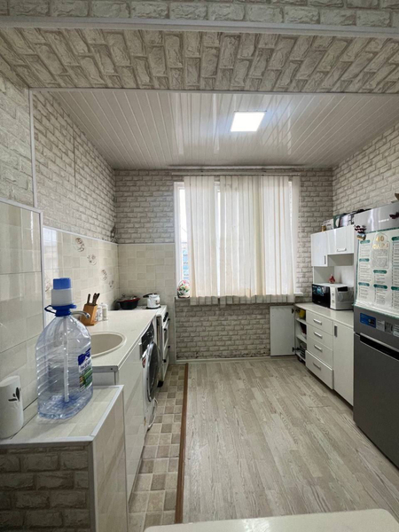 Продаётся 3в4 Комнатная на ИБНСИНО квартира евро